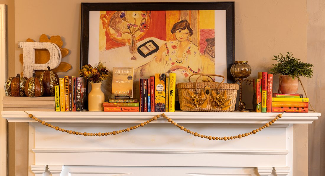 How to Create a Seasonal Book Display | 417 Home