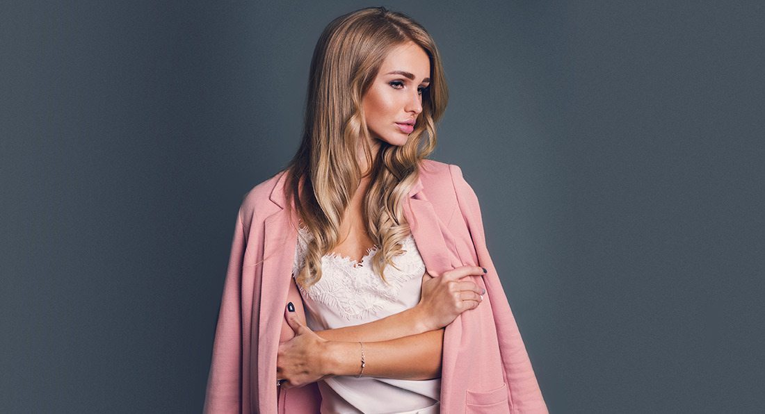 Tips for How to Wear Pastels with Confidence