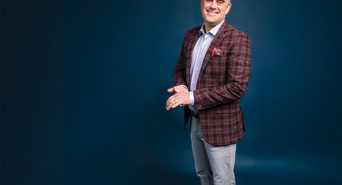 Justin Butler's Casual and Professional Look | Biz 417